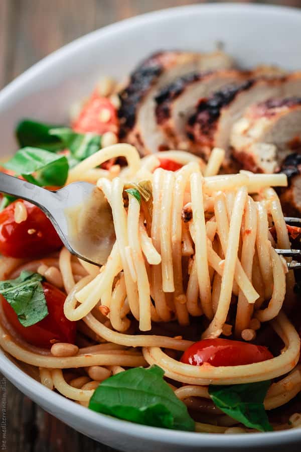 Easy Chicken Spaghetti with Tomatoes and Basil | The Mediterranean Dish