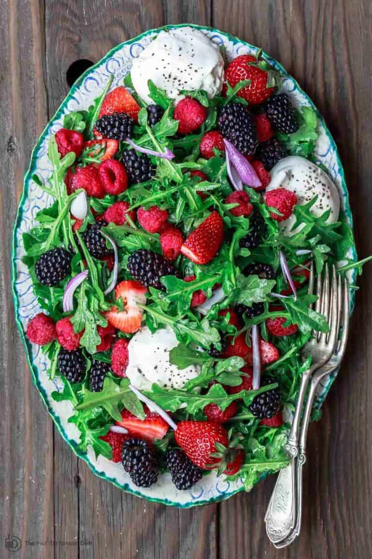 5-Minute Berry Salad (BEST Summer Salad) | The Mediterranean Dish