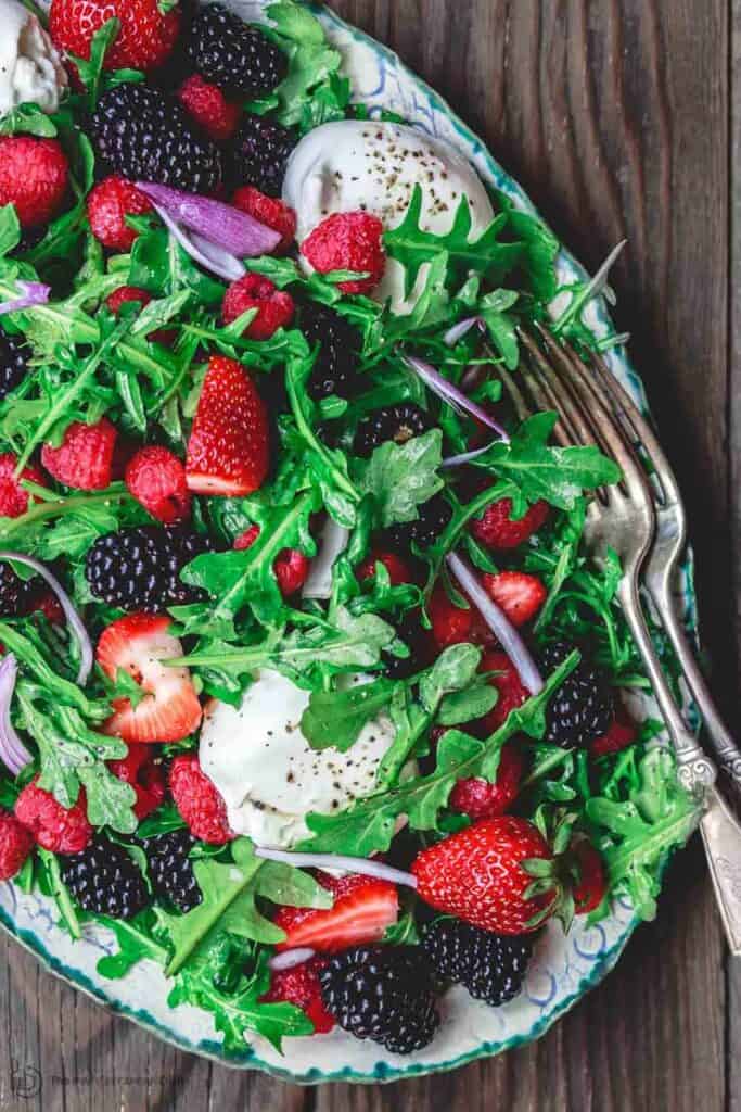 5-Minute Berry Salad (BEST Summer Salad) | The Mediterranean Dish