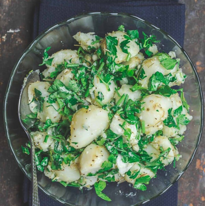 Boiled Potatoes with Fresh Herbs | How to Boil Potatoes - The ...
