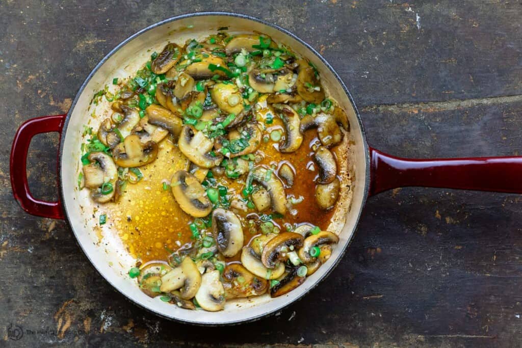 20-Minute Skillet Mushroom Chicken | The Mediterranean Dish