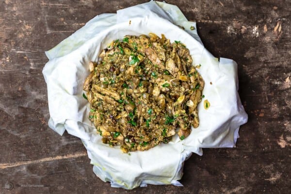 Best Pastilla Recipe (Skillet Chicken Pie) - The Mediterranean Dish