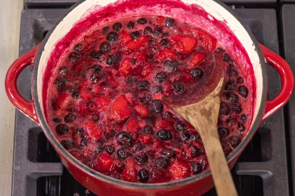 5-Ingredient Berry Compote (2 Ways) | The Mediterranean Dish