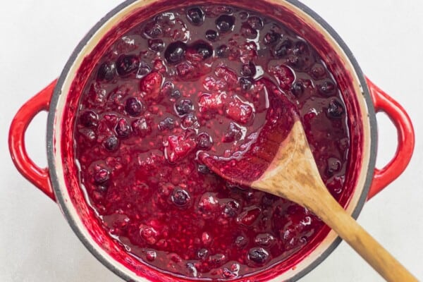 5-Ingredient Berry Compote (2 Ways) | The Mediterranean Dish