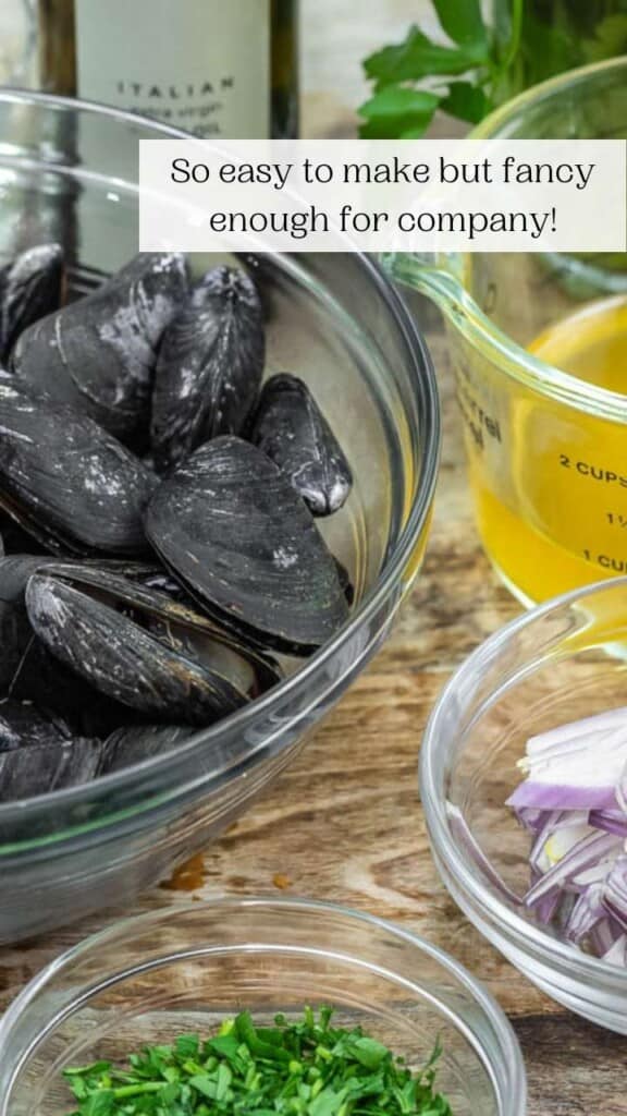 Steamed Mussels in Garlic White Wine Broth - The Mediterranean Dish