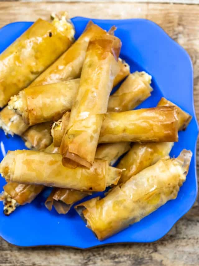 Sigara Boregi (Turkish Cheese Rolls) - The Mediterranean Dish