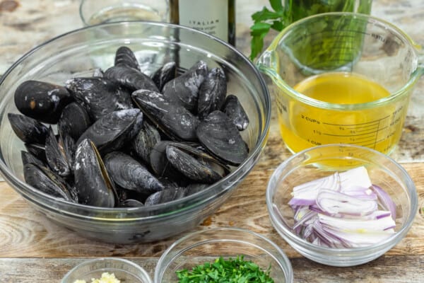 Steamed Mussels in White Wine Broth | The Mediterranean Dish