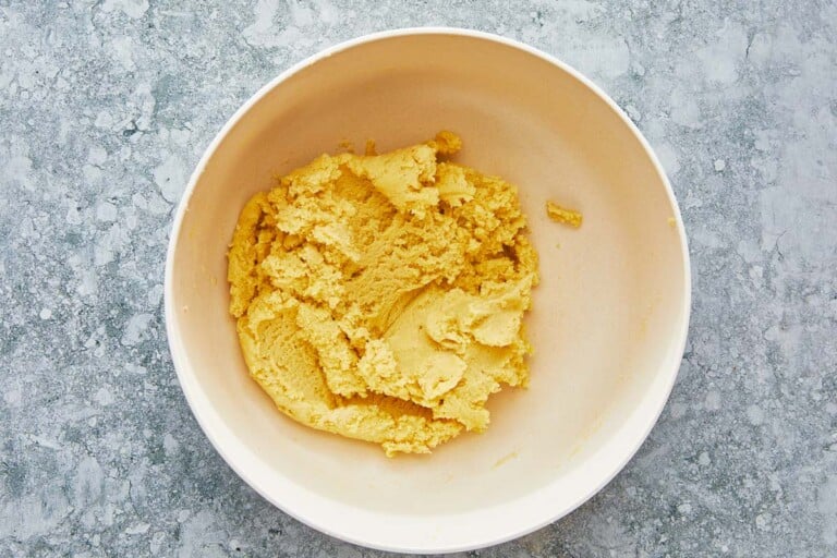 Maamoul (Date Filled Cookies) | The Mediterranean Dish