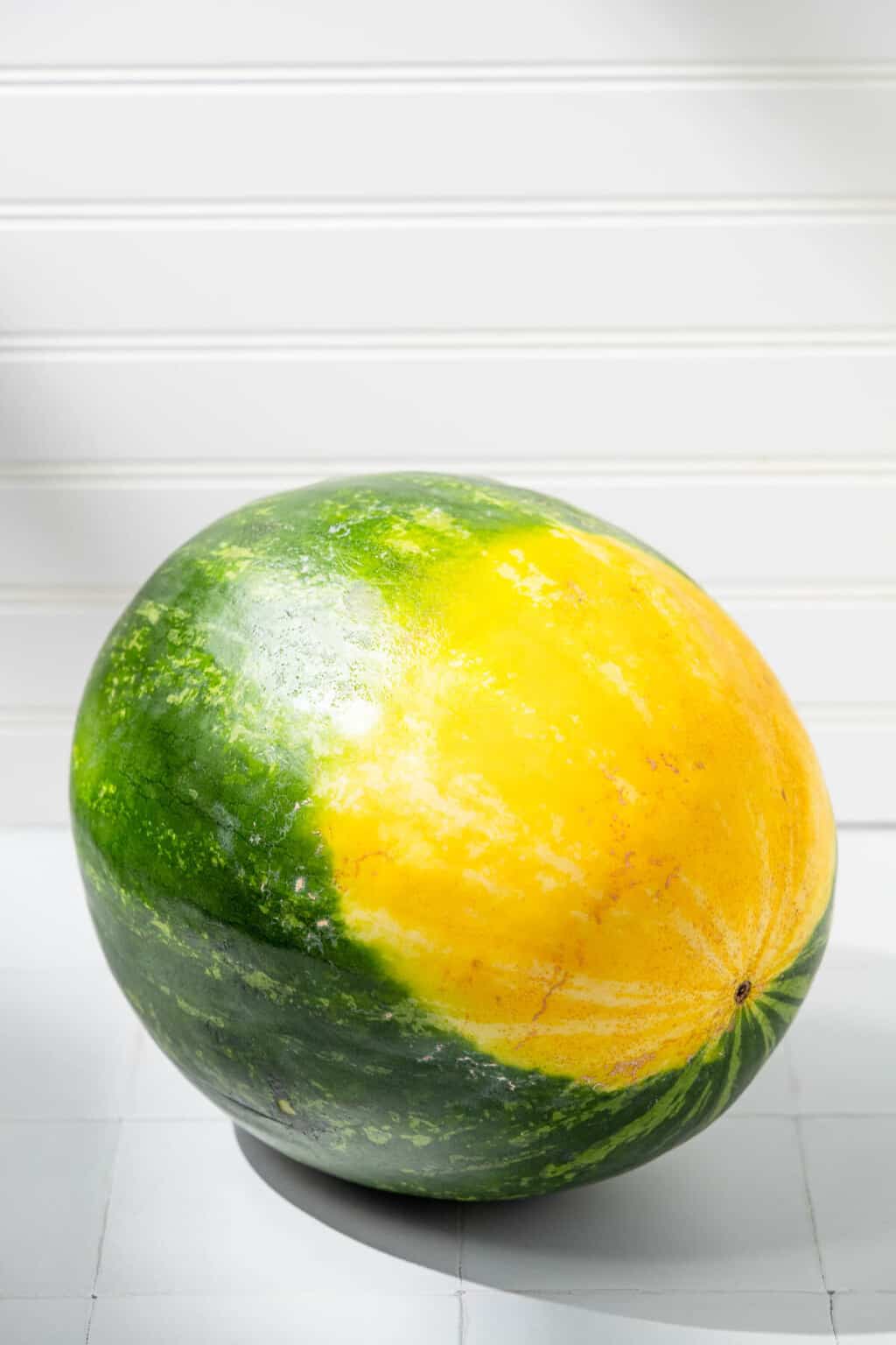 How to Pick a Watermelon (Easy Tips) | The Mediterranean Dish