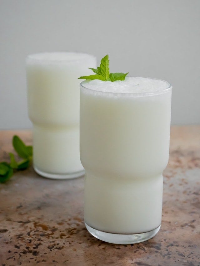 Ayran (Turkish Salty Yogurt Drink) - The Mediterranean Dish