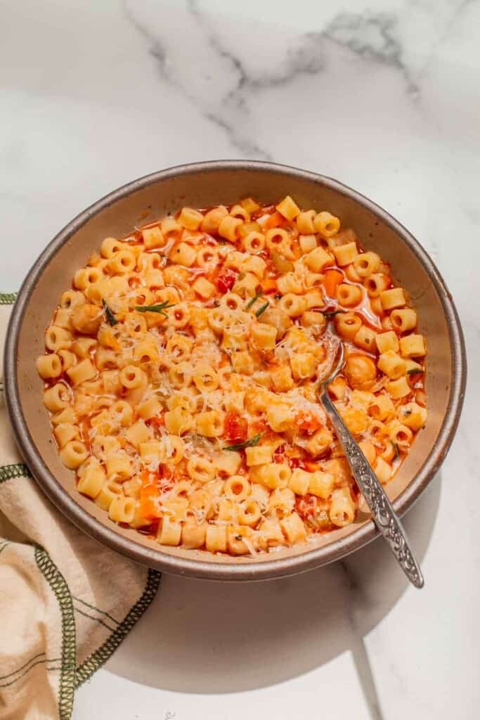 Pasta e Ceci (Pasta with Chickpeas)|The Mediterranean Dish