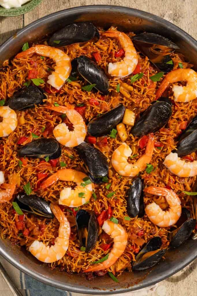 Fideua (Spanish Seafood Vermicelli) |The Mediterranean Dish