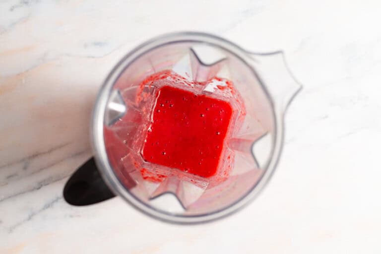 Strawberry Bellini (Rossini) | The Mediterranean Dish