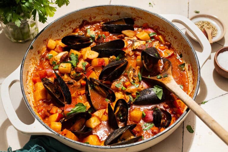 Mussels with Chorizo Recipe | The Mediterranean Dish
