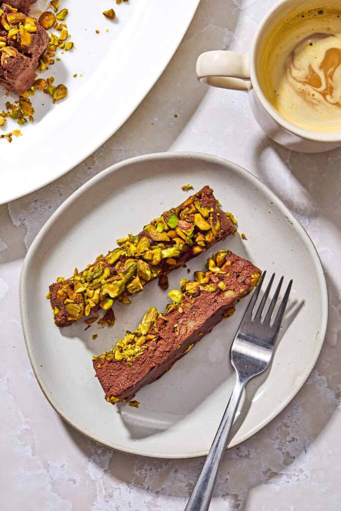 Vegan Chocolate Mousse Recipe | The Mediterranean Dish