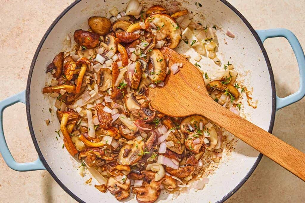 Chicken Chasseur Recipe | The Mediterranean Dish