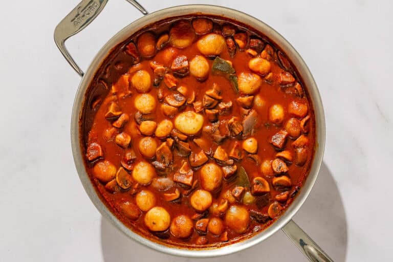 Greek Mushroom Stew (Manitaria Stifado) - The Mediterranean Dish