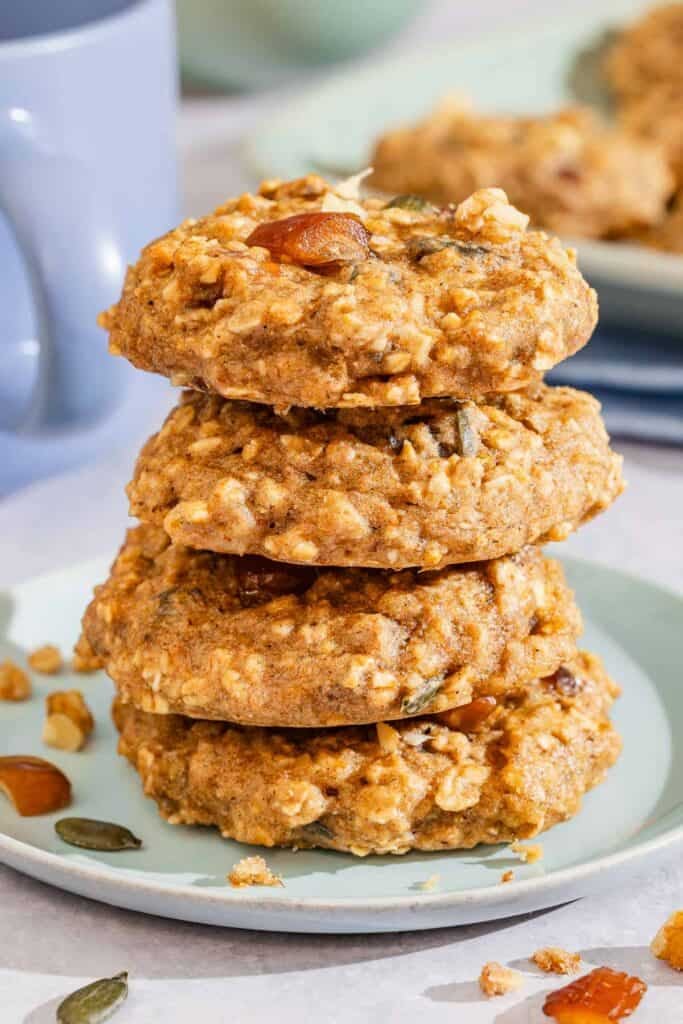 Breakfast Cookies (1 Bowl Recipe)