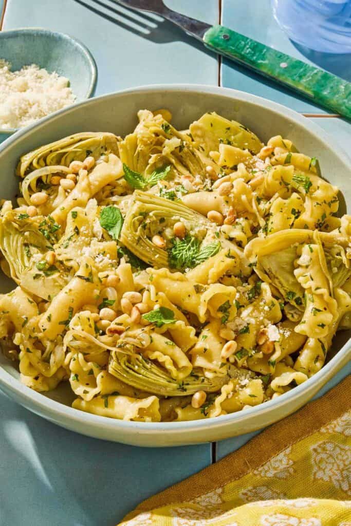Artichoke Pasta (Pasta ai Carcofi) - The Mediterranean Dish